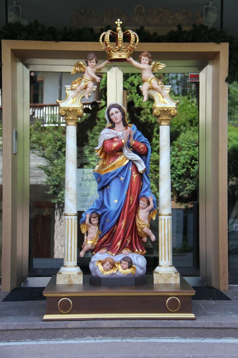 Statua della Madonna Assunta in legno - Ferdinand Stuflesser 1875